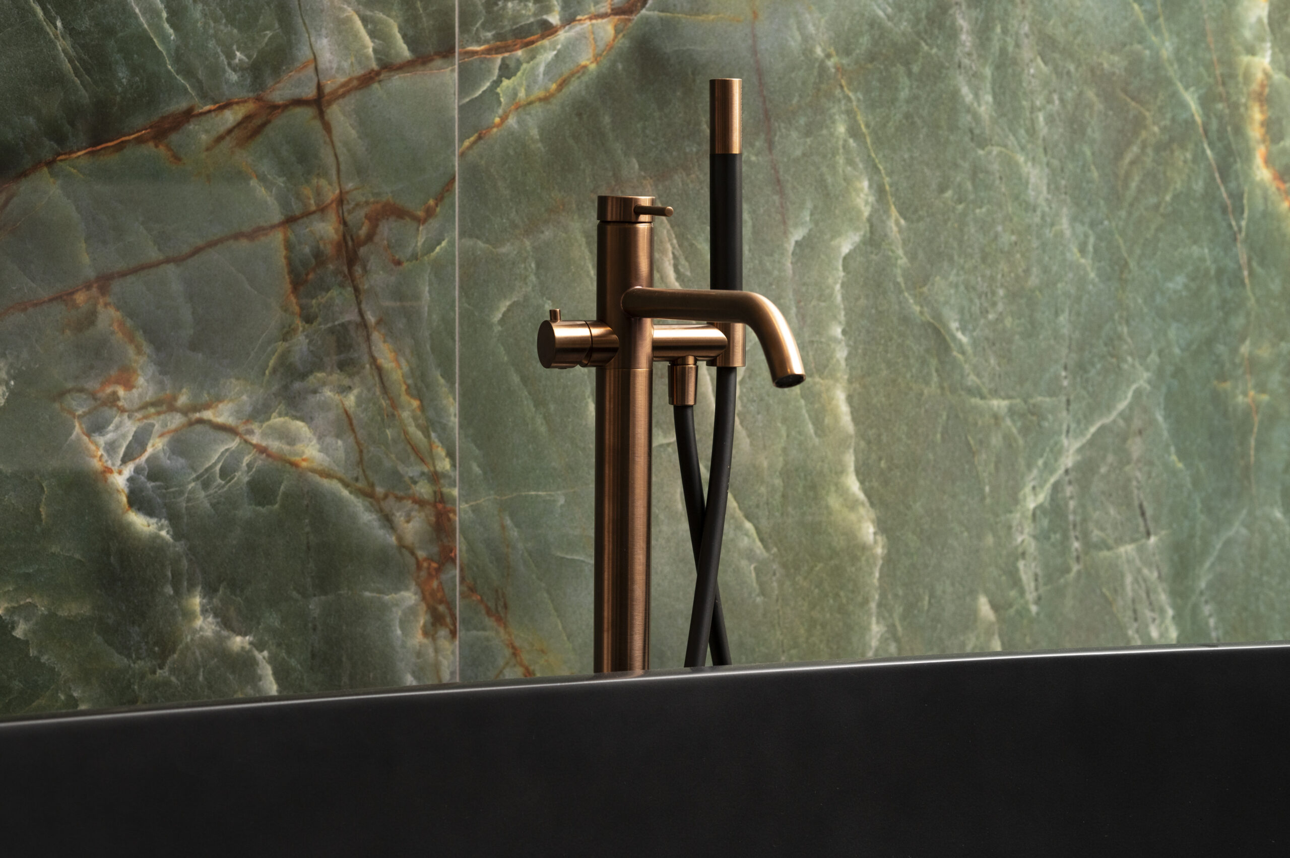 Lagoo kranen exclusief bij Stone Concepts - Naaldwijk